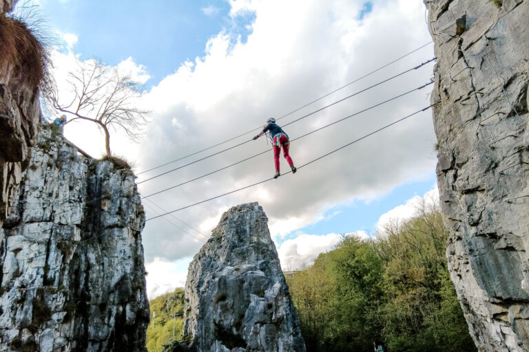 Klettersteigen in België - Via Ferrata Pont a lesse - Summit Stories